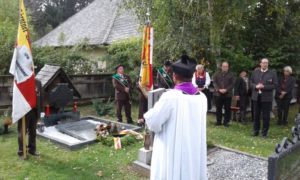 Kärntner Windische - Teilnahme an den 10.-Oktober-Feiern am Grab von Dr ...